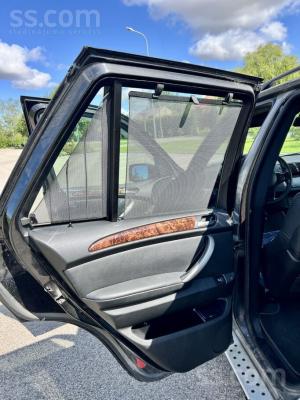 Melns BMW X5 2004 Jūrmala, ar dzinēja tilpumu 3.00 L un nobraukumu 395 tūkst. km par 4550 €, foto 9 vietnē AUTOMOTO.COM.LV
