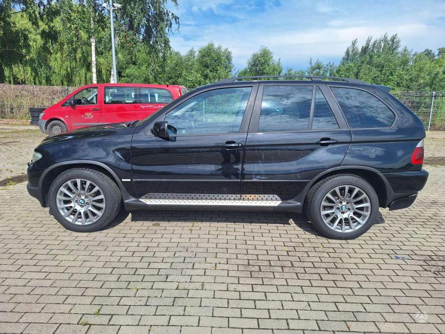Melns BMW X5 2004 Marijampole, ar dzinēja tilpumu 2.99 L un nobraukumu 289 tūkst. km par 4900 €, foto 9 vietnē AUTOMOTO.COM.LV