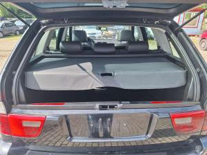 Melns BMW X5 2004 Marijampole, ar dzinēja tilpumu 2.99 L un nobraukumu 289 tūkst. km par 4900 €, foto 11 vietnē AUTOMOTO.COM.LV