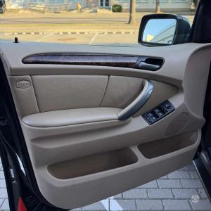 Black BMW X5 2004 in Kaisiadorys, with an engine capacity of 2.99 L and mileage of 223 thousand km for 4750 €, photo 27 on AUTOMOTO.COM.LV