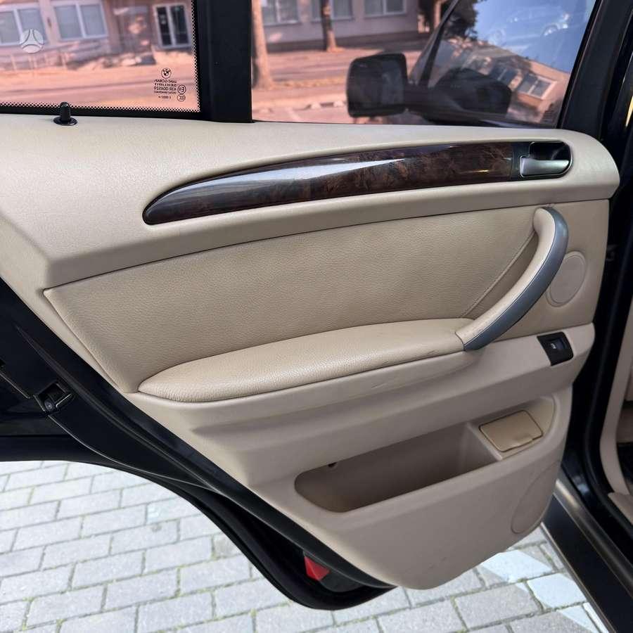 Black BMW X5 2004 in Kaisiadorys, with an engine capacity of 2.99 L and mileage of 223 thousand km for 4750 €, photo 30 on AUTOMOTO.COM.LV