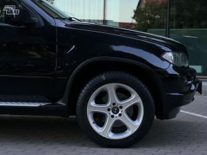 Black BMW X5 2004 in Kaunas, with an engine capacity of 3.00 L and mileage of 0 thousand km for 4200 €, photo 19 on AUTOMOTO.COM.LV