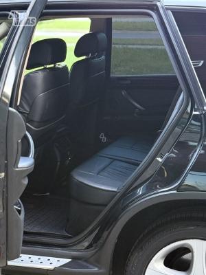 Black BMW X5 2004 in Kaunas, with an engine capacity of 3.00 L and mileage of 0 thousand km for 4200 €, photo 30 on AUTOMOTO.COM.LV