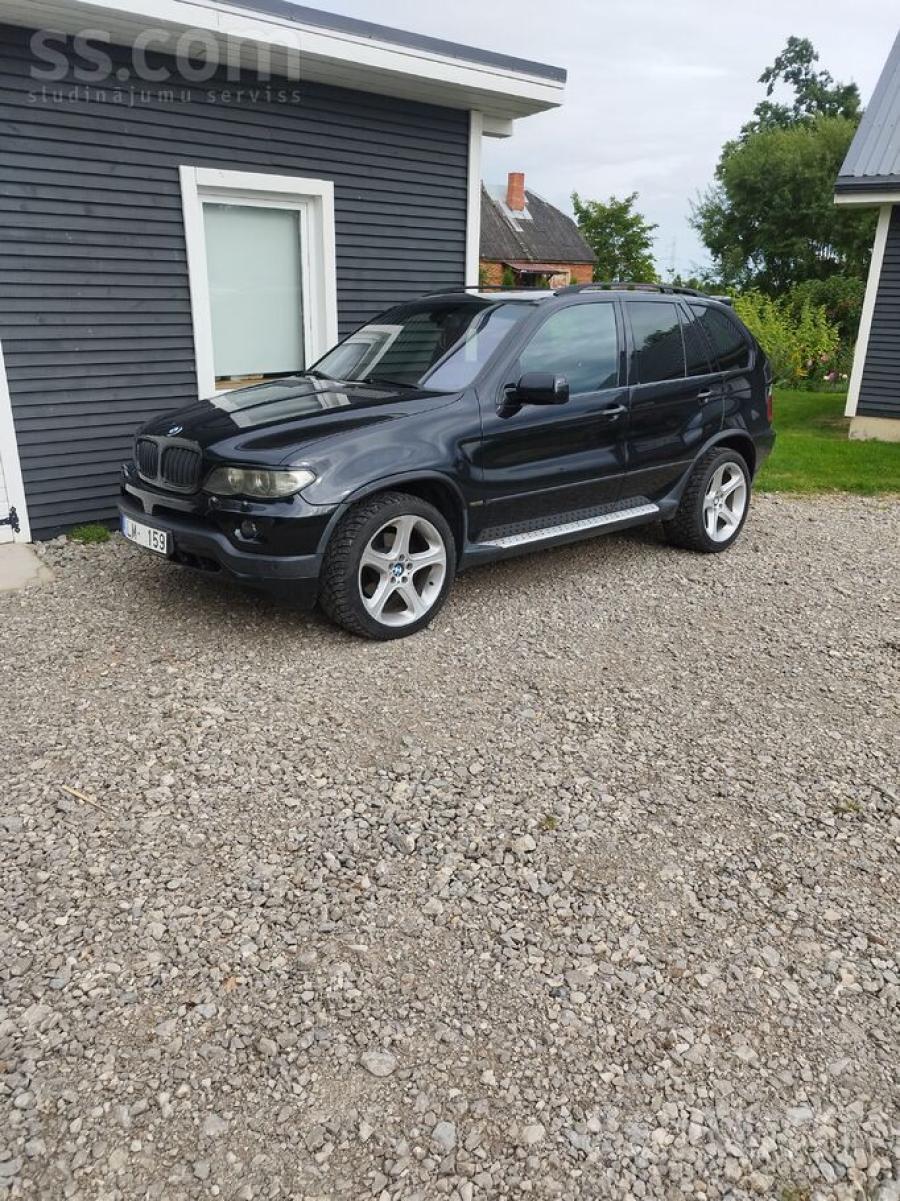 Melns BMW X5 2004 Dobele, ar dzinēja tilpumu 3.00 L un nobraukumu 365 tūkst. km par 5200 €, foto 1 vietnē AUTOMOTO.COM.LV