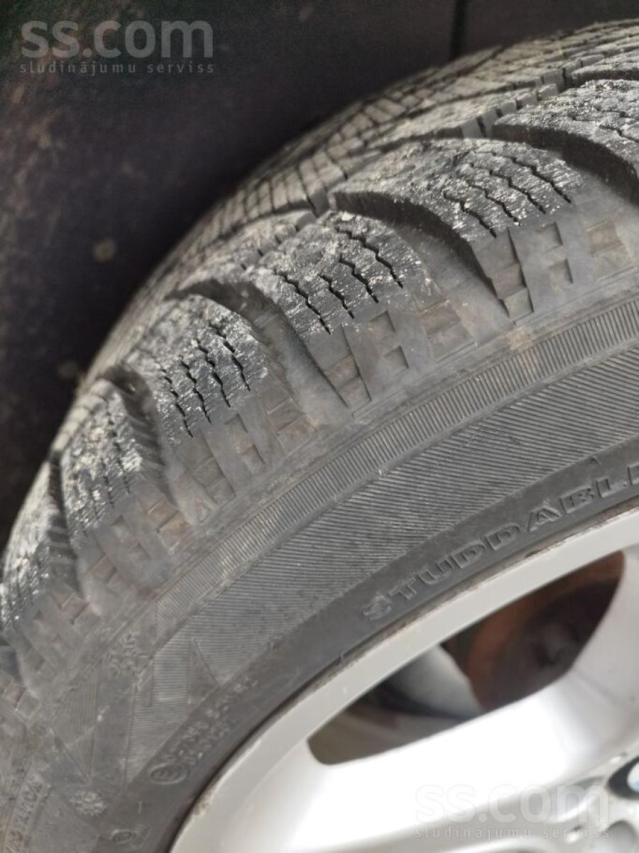 Melns BMW X5 2004 Dobele, ar dzinēja tilpumu 3.00 L un nobraukumu 365 tūkst. km par 5200 €, foto 4 vietnē AUTOMOTO.COM.LV