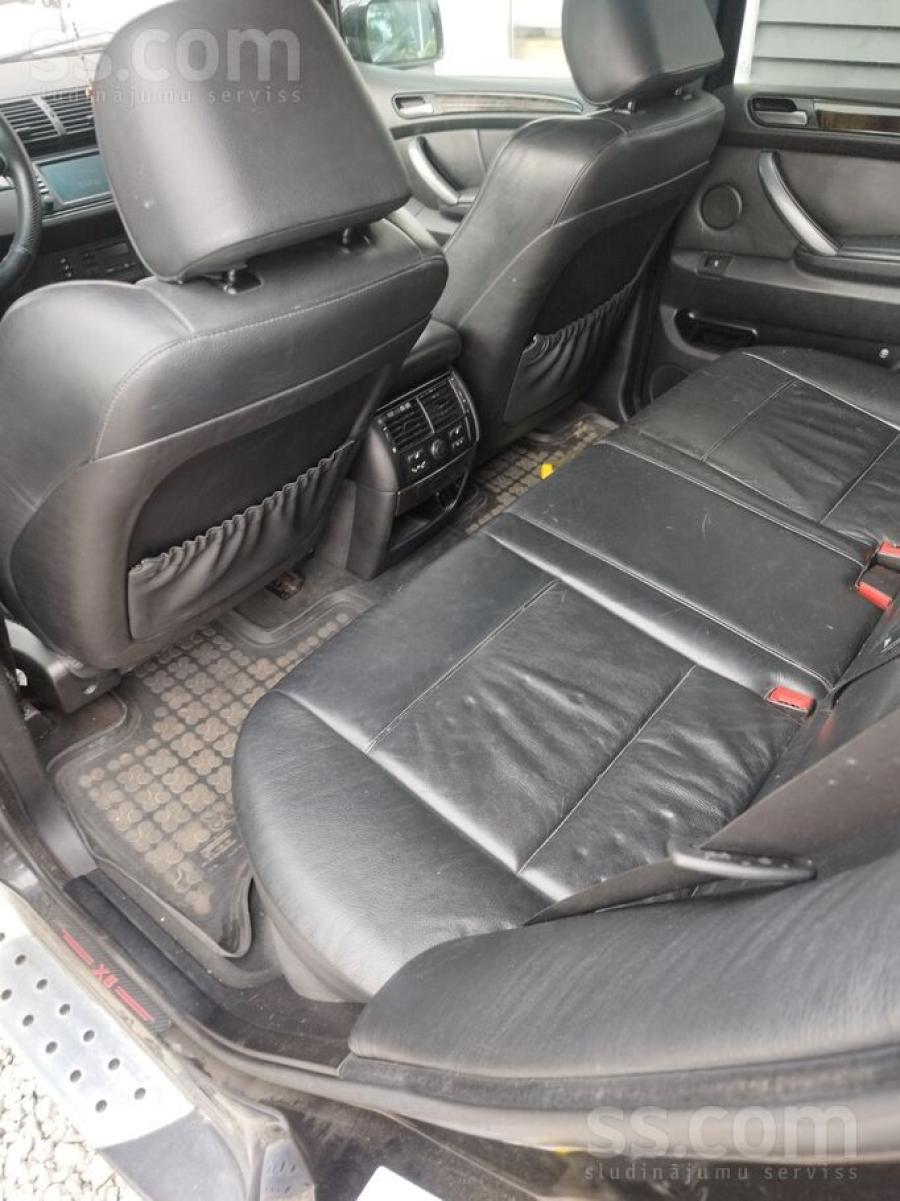 Melns BMW X5 2004 Dobele, ar dzinēja tilpumu 3.00 L un nobraukumu 365 tūkst. km par 5200 €, foto 7 vietnē AUTOMOTO.COM.LV