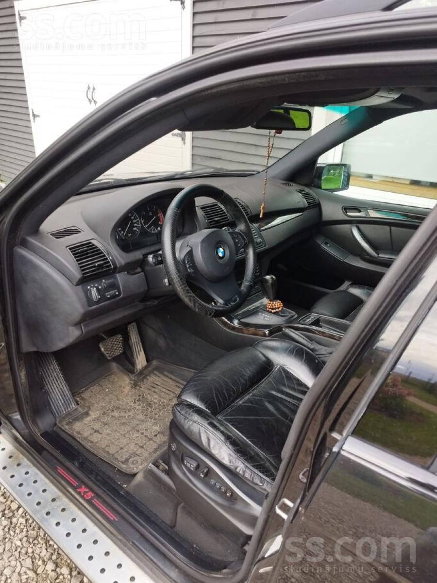 Melns BMW X5 2004 Dobele, ar dzinēja tilpumu 3.00 L un nobraukumu 365 tūkst. km par 5200 €, foto 8 vietnē AUTOMOTO.COM.LV