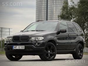 Melns BMW X5 2004 Rīga, ar dzinēja tilpumu 3.00 L un nobraukumu 291 tūkst. km par 5200 €, foto  vietnē AUTOMOTO.COM.LV