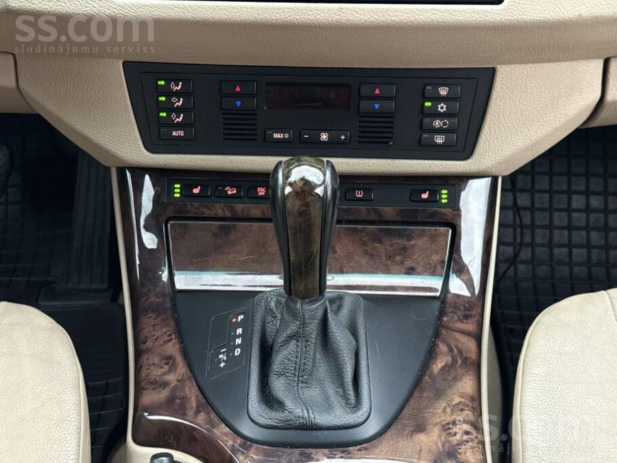 Melns BMW X5 2004 Rīga, ar dzinēja tilpumu 3.00 L un nobraukumu 291 tūkst. km par 5200 €, foto 19 vietnē AUTOMOTO.COM.LV