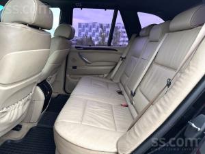 Melns BMW X5 2004 Rīga, ar dzinēja tilpumu 3.00 L un nobraukumu 291 tūkst. km par 5200 €, foto 28 vietnē AUTOMOTO.COM.LV
