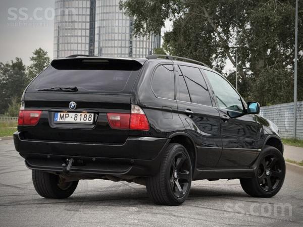 BMW X5 2004 in Riga on AUTOMOTO.COM.LV Black BMW X5 2004 in Riga, with an engine capacity of 3.00 L and mileage of 291 thousand km for 5200 €, photo 6 on AUTOMOTO.COM.LV