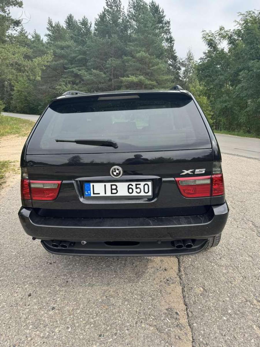 Melns BMW X5 2004 Panevēža, ar dzinēja tilpumu 4.40 L un nobraukumu 437 tūkst. km par 4500 €, foto 4 vietnē AUTOMOTO.COM.LV
