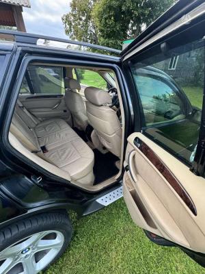 Melns BMW X5 2004 Panevēža, ar dzinēja tilpumu 4.40 L un nobraukumu 437 tūkst. km par 4500 €, foto 9 vietnē AUTOMOTO.COM.LV