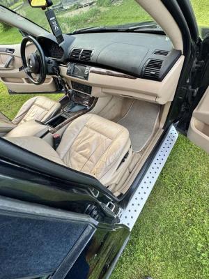 Melns BMW X5 2004 Panevēža, ar dzinēja tilpumu 4.40 L un nobraukumu 437 tūkst. km par 4500 €, foto 10 vietnē AUTOMOTO.COM.LV