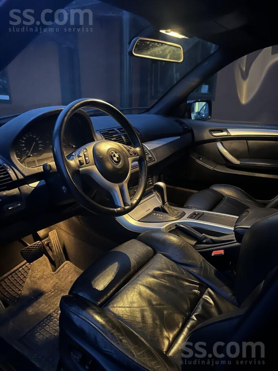 Melns BMW X5 2004 Gulbene, ar dzinēja tilpumu 3.00 L un nobraukumu 400 tūkst. km par 3250 €, foto 12 vietnē AUTOMOTO.COM.LV