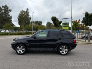 Black BMW X5 2004 in Riga, with an engine capacity of 3.00 L and mileage of 0 thousand km for 4790 €, photo 6 on AUTOMOTO.COM.LV