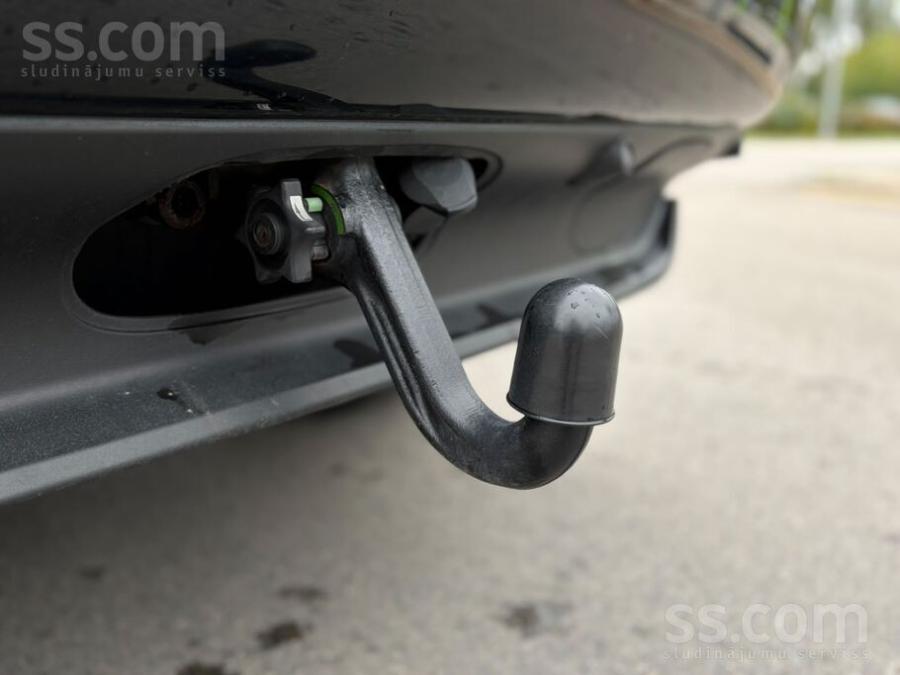 Black BMW X5 2004 in Riga, with an engine capacity of 3.00 L and mileage of 0 thousand km for 4790 €, photo 17 on AUTOMOTO.COM.LV