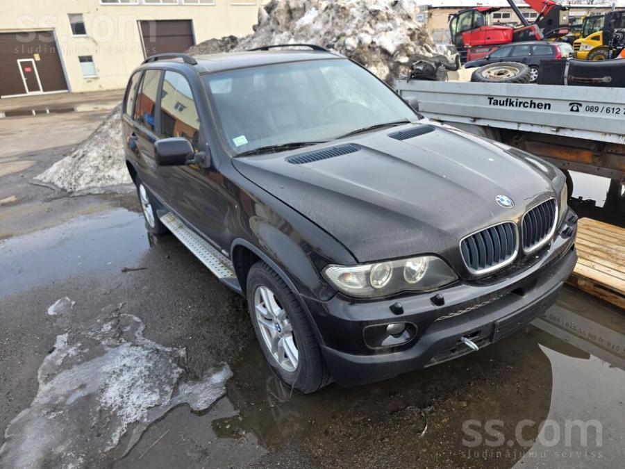 Melns BMW X5 2004 Rīga, ar dzinēja tilpumu 3.00 L un nobraukumu 320 tūkst. km par 1300 €, foto 3 vietnē AUTOMOTO.COM.LV