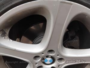 Melns BMW X5 2004 Tallina, ar dzinēja tilpumu 3.00 L un nobraukumu 433 tūkst. km par 4500 €, foto 9 vietnē AUTOMOTO.COM.LV
