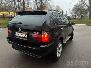 Black BMW X5 2004 in Madona, with an engine capacity of 3.00 L and mileage of 478 thousand km for 5100 €, photo 4 on AUTOMOTO.COM.LV