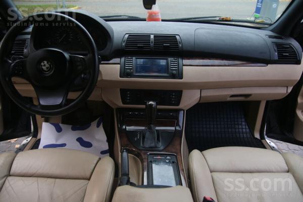 Black BMW X5 2004 in Riga, with an engine capacity of 3.00 L and mileage of 301 thousand km for 3890 €, photo 10 on AUTOMOTO.COM.LV