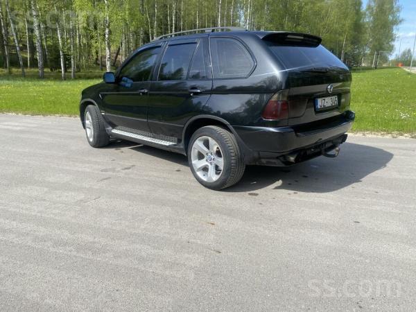 Black BMW X5 2005 in Aluksne, with an engine capacity of 3.00 L and mileage of 357 thousand km for 3750 €, photo 7 on AUTOMOTO.COM.LV