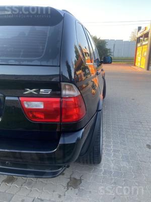 Black BMW X5 2005 in Riga, with an engine capacity of 3.00 L and mileage of 379 thousand km for 2300 €, photo 7 on AUTOMOTO.COM.LV