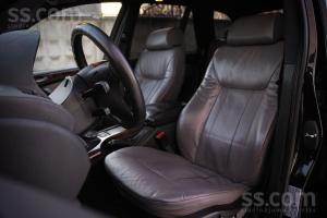Melns BMW X5 2005 Rīga, ar dzinēja tilpumu 3.00 L un nobraukumu 302 tūkst. km par 8990 €, foto 27 vietnē AUTOMOTO.COM.LV