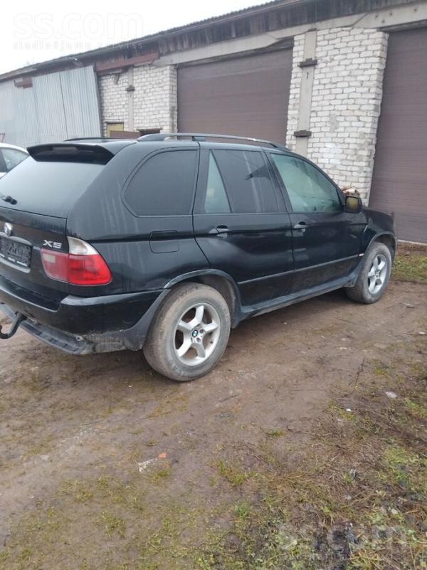 Melns BMW X5 2005 Rīga, ar dzinēja tilpumu 3.00 L un nobraukumu 272 tūkst. km par 2700 €, foto 6 vietnē AUTOMOTO.COM.LV