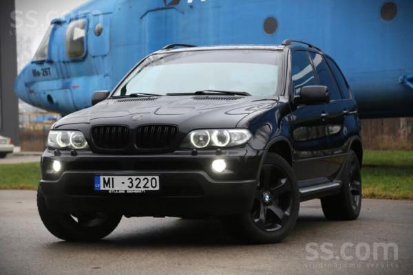 Black BMW X5 2005 in Riga, with an engine capacity of 3.00 L and mileage of 332 thousand km for 7495 €, photo 1 on AUTOMOTO.COM.LV
