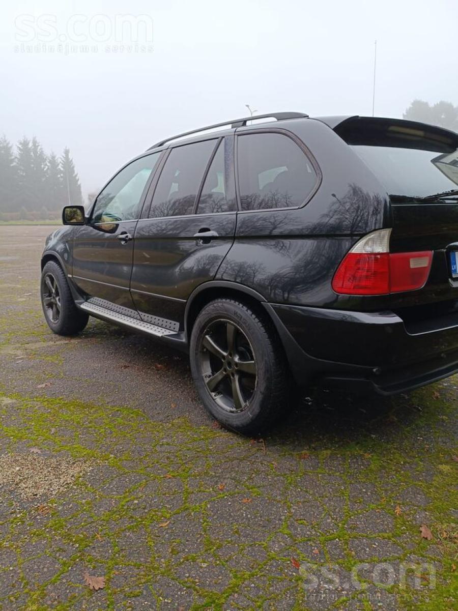 Black BMW X5 2005 in Talsi, with an engine capacity of 3.00 L and mileage of 253 thousand km for 5100 €, photo 3 on AUTOMOTO.COM.LV
