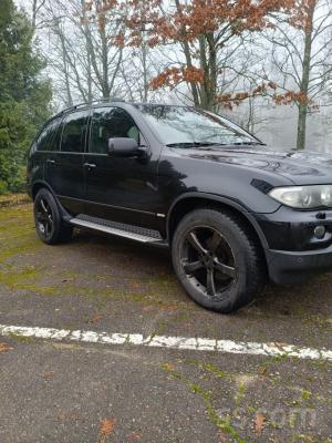 Black BMW X5 2005 in Talsi, with an engine capacity of 3.00 L and mileage of 253 thousand km for 5100 €, photo 4 on AUTOMOTO.COM.LV