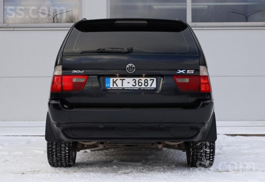 Black BMW X5 2005 in Riga, with an engine capacity of 3.00 L and mileage of 0 thousand km for 5495 €, photo 6 on AUTOMOTO.COM.LV