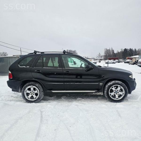 Melns BMW X5 2005 Rīga, ar dzinēja tilpumu 3.00 L un nobraukumu 385 tūkst. km par 4850 €, foto 4 vietnē AUTOMOTO.COM.LV