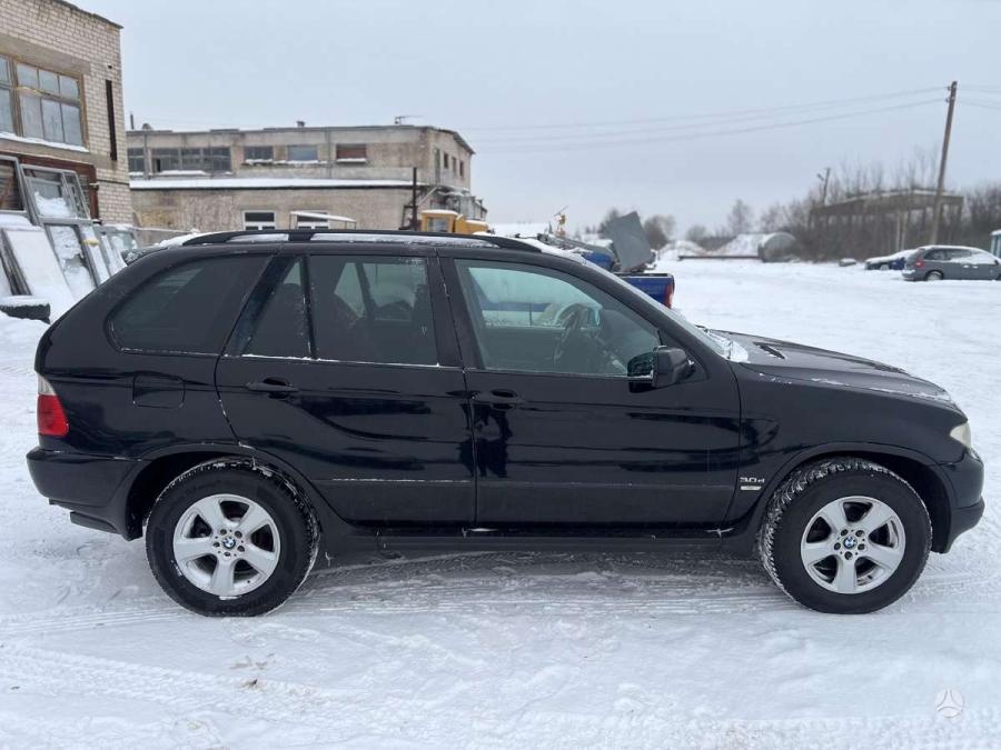 Melns BMW X5 2005 Kelmė, ar dzinēja tilpumu 2.99 L un nobraukumu 270 tūkst. km par 3400 €, foto 4 vietnē AUTOMOTO.COM.LV