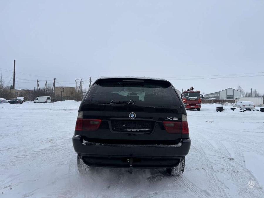 Melns BMW X5 2005 Kelmė, ar dzinēja tilpumu 2.99 L un nobraukumu 270 tūkst. km par 3400 €, foto 6 vietnē AUTOMOTO.COM.LV