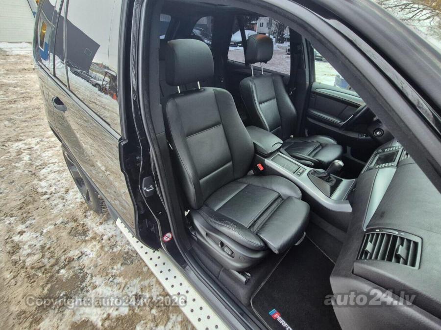 Melns BMW X5 2005 Tallina, ar dzinēja tilpumu 3.00 L un nobraukumu 309 tūkst. km par 9000 €, foto 26 vietnē AUTOMOTO.COM.LV