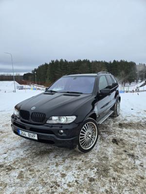 Melns BMW X5 2005 Narva, ar dzinēja tilpumu 4.80 L un nobraukumu 282 tūkst. km par 9300 €, foto  vietnē AUTOMOTO.COM.LV