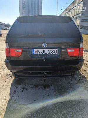 Black BMW X5 2005 in Vilnius, with an engine capacity of 3.00 L and mileage of 397 thousand km for 5700 €, photo 2 on AUTOMOTO.COM.LV