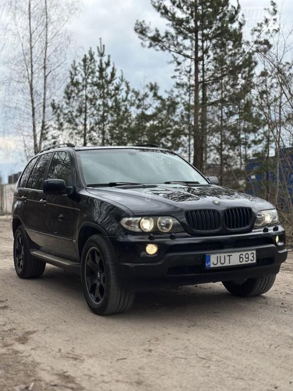 Black BMW X5 2005 in Vilnius, with an engine capacity of 3.00 L and mileage of 418 thousand km for 3700 €, photo 3 on AUTOMOTO.COM.LV