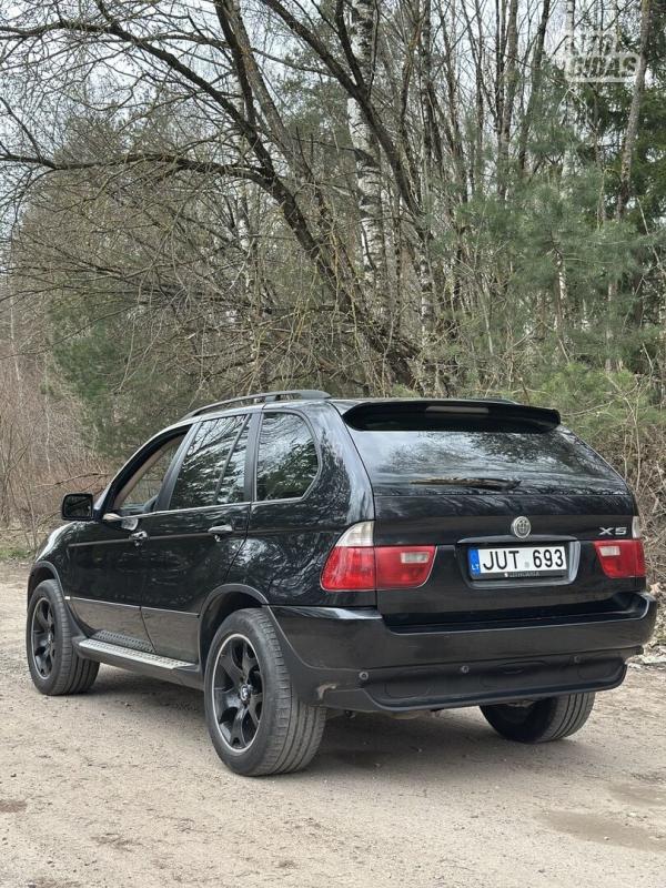Black BMW X5 2005 in Vilnius, with an engine capacity of 3.00 L and mileage of 418 thousand km for 3700 €, photo 4 on AUTOMOTO.COM.LV
