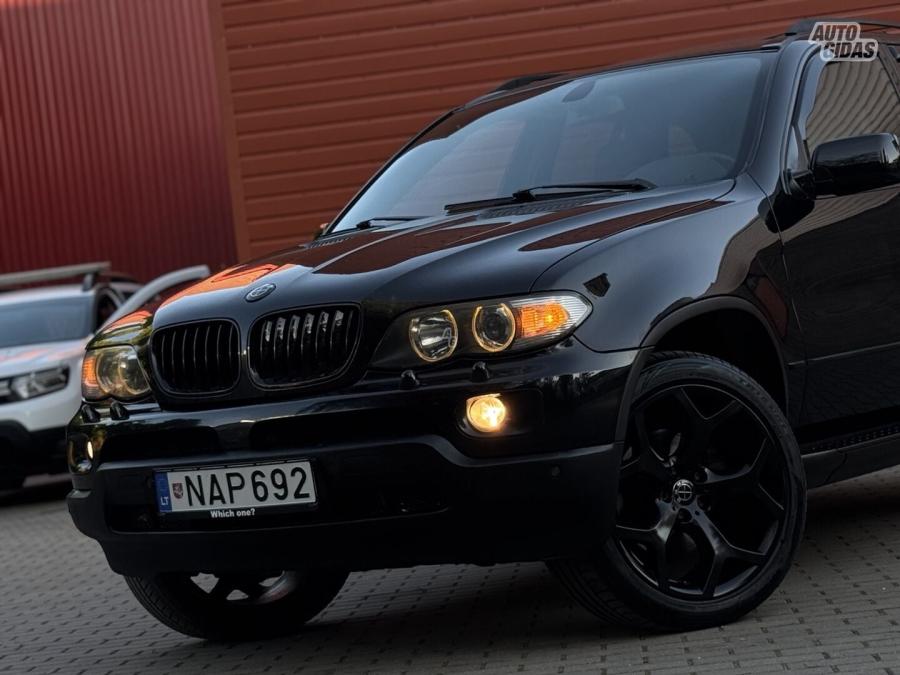Black BMW X5 2005 in Kaunas, with an engine capacity of 3.00 L and mileage of 222 thousand km for 5000 €, photo 13 on AUTOMOTO.COM.LV