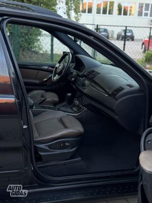 Black BMW X5 2005 in Kaunas, with an engine capacity of 3.00 L and mileage of 222 thousand km for 5000 €, photo 21 on AUTOMOTO.COM.LV