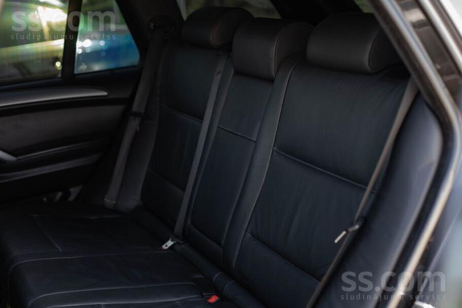 Melns BMW X5 2005 Rīga, ar dzinēja tilpumu 3.00 L un nobraukumu 343 tūkst. km par 5990 €, foto 11 vietnē AUTOMOTO.COM.LV