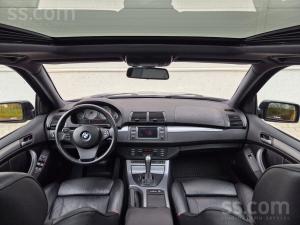 Black BMW X5 2005 in Riga, with an engine capacity of 4.80 L and mileage of 371 thousand km for 8490 €, photo 15 on AUTOMOTO.COM.LV