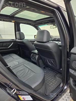 Black BMW X5 2005 in Riga, with an engine capacity of 4.80 L and mileage of 371 thousand km for 8490 €, photo 18 on AUTOMOTO.COM.LV