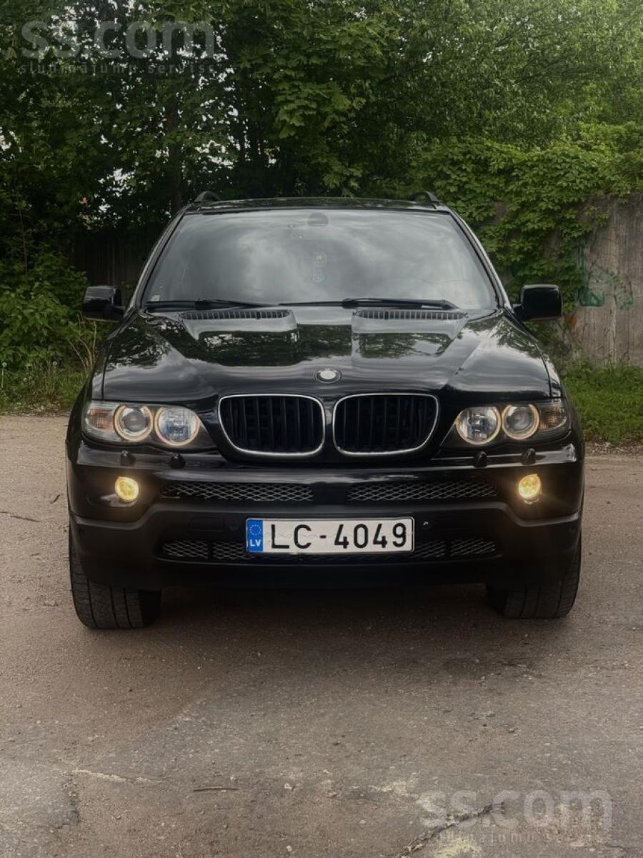 Black BMW X5 2005 in Daugavpils, with an engine capacity of 3.00 L and mileage of 449 thousand km for 5300 €, photo 3 on AUTOMOTO.COM.LV
