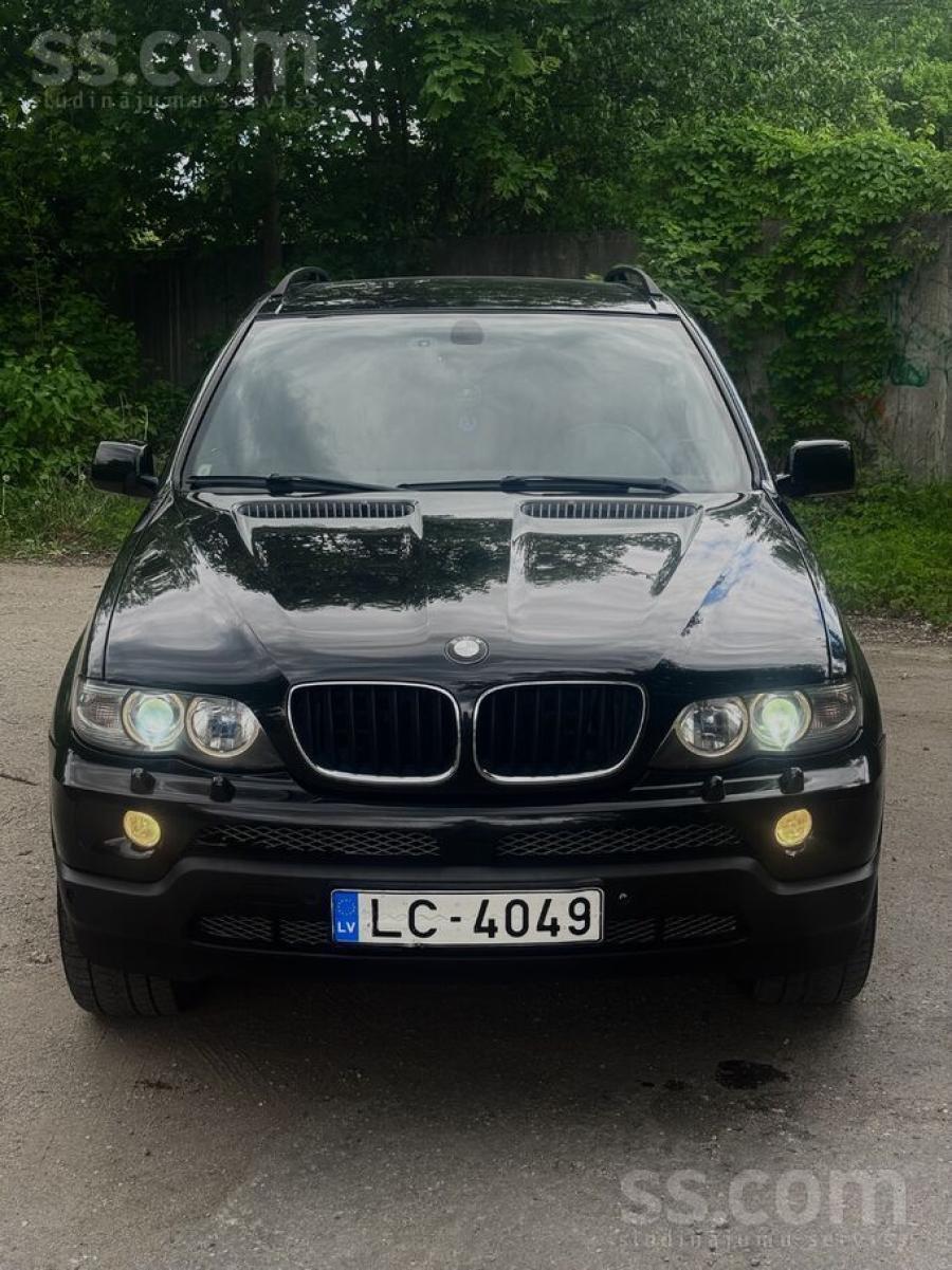 Black BMW X5 2005 in Daugavpils, with an engine capacity of 3.00 L and mileage of 449 thousand km for 5300 €, photo 8 on AUTOMOTO.COM.LV