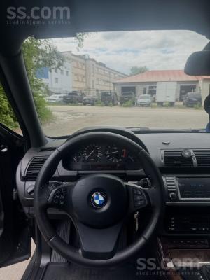 Black BMW X5 2005 in Daugavpils, with an engine capacity of 3.00 L and mileage of 449 thousand km for 5300 €, photo 12 on AUTOMOTO.COM.LV