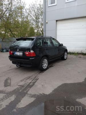Black BMW X5 2005 in Riga, with an engine capacity of 3.00 L and mileage of 384 thousand km for 4800 €, photo 6 on AUTOMOTO.COM.LV